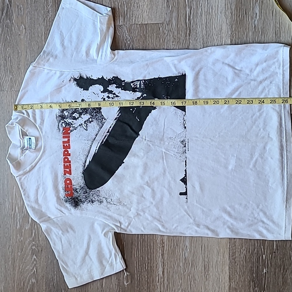 Vintage Led Zeppelin 1984 Tour Band T-Shirt Size Medi… - Gem